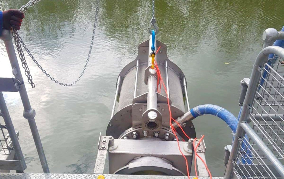 How to Keep Fish and Eel Screens from Blocking